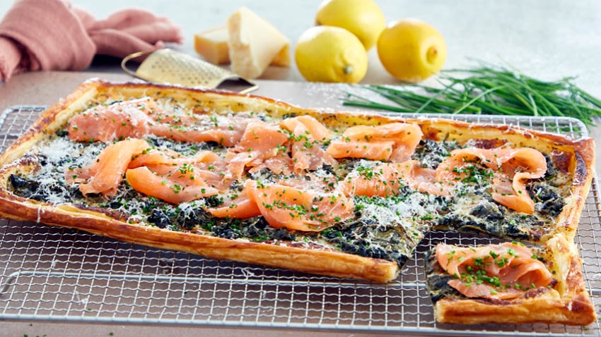 Butterdejstærte med laks og spinat | Nem og lækker | Se her!