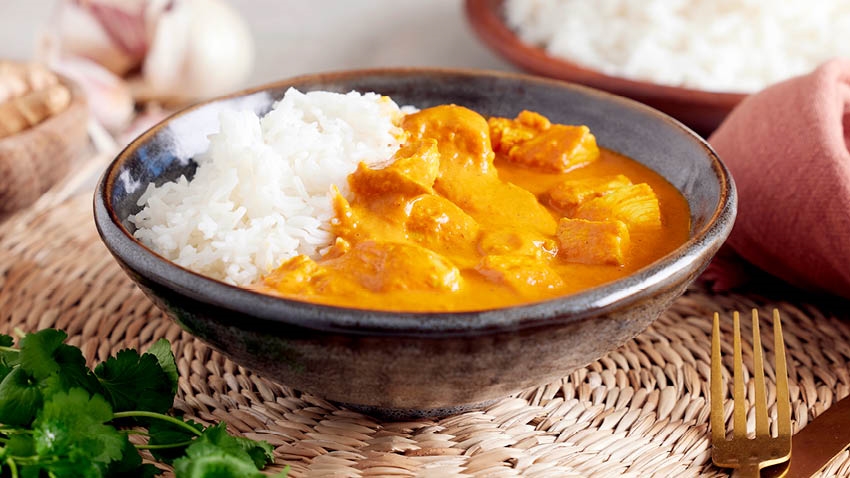 Nem butter chicken - murgh makhani | Se opskriften her!
