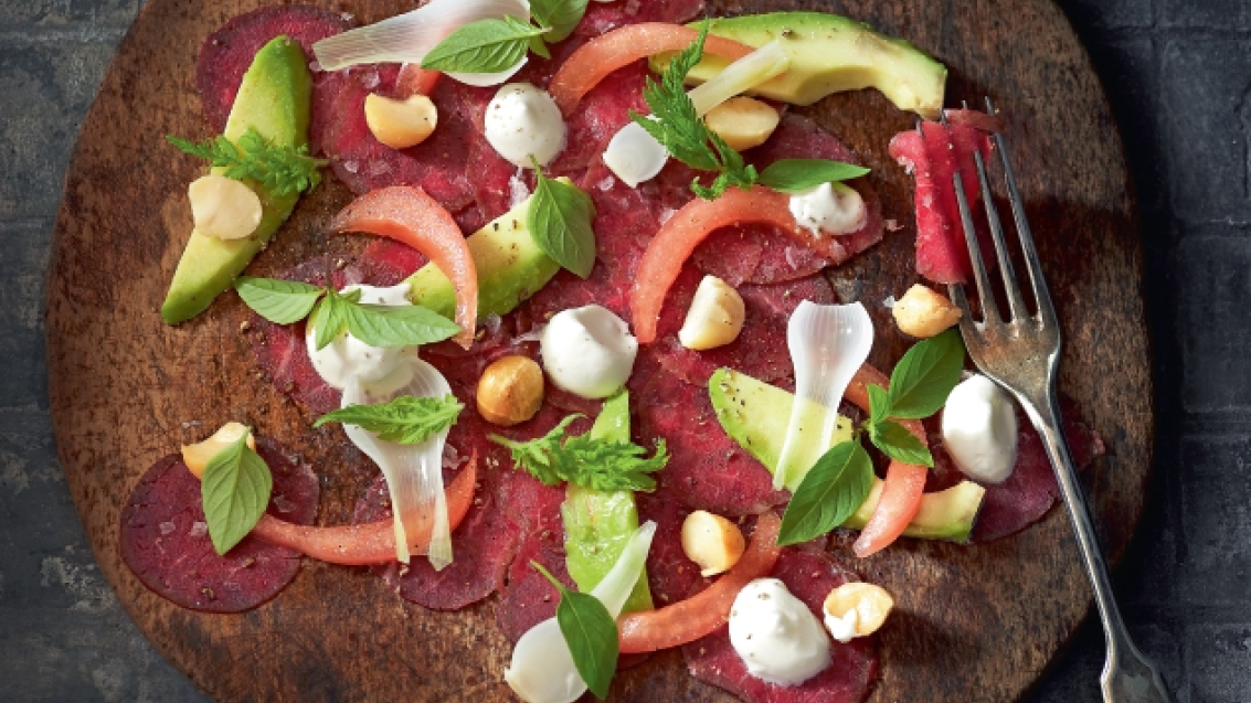 Carpaccio med avocado - Opskrifter - nemlig.com